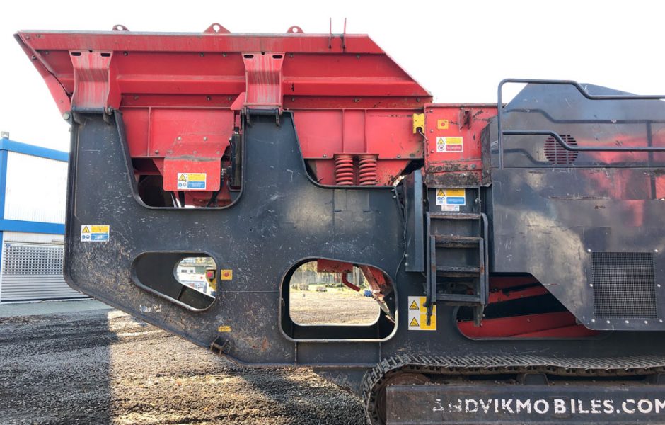 Mobiler Backenbrecher Sandvik QJ241 – Baumawert GmbH